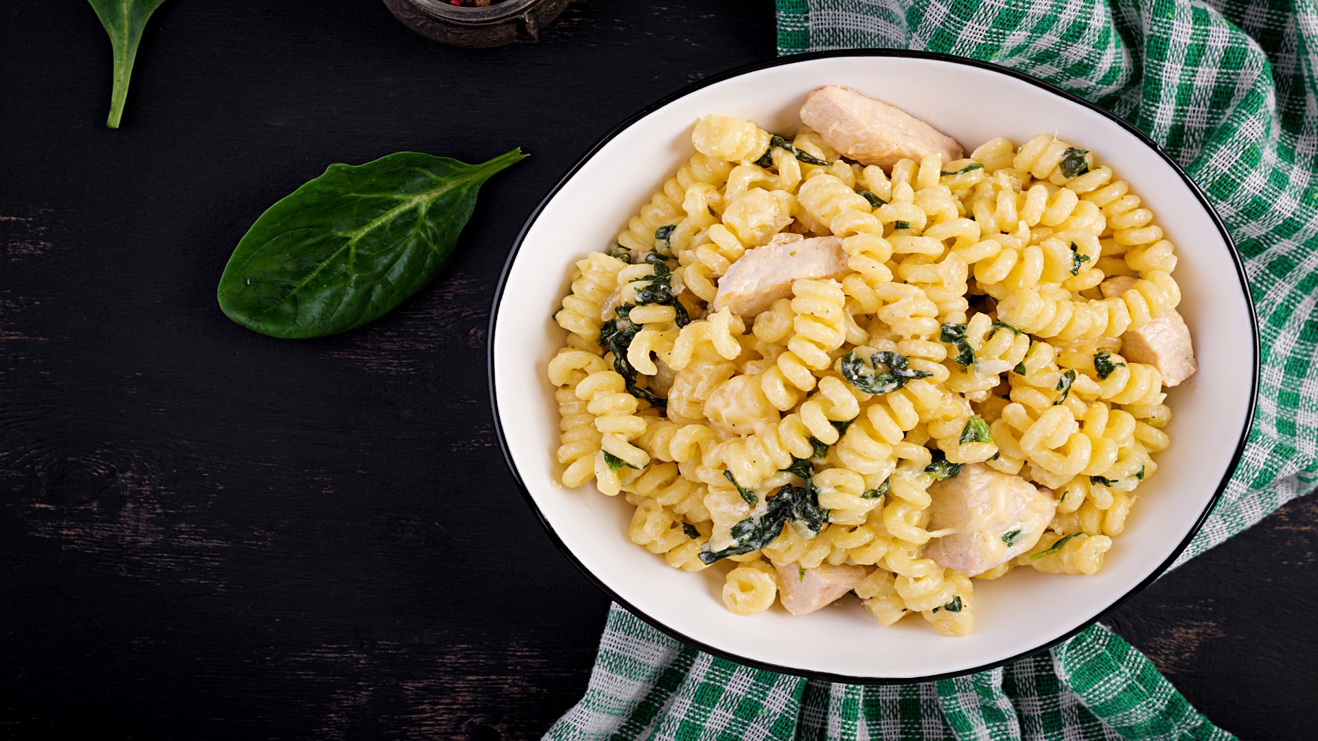 One pot pasta au poulet et épinards pour bébé et toute la famille ...